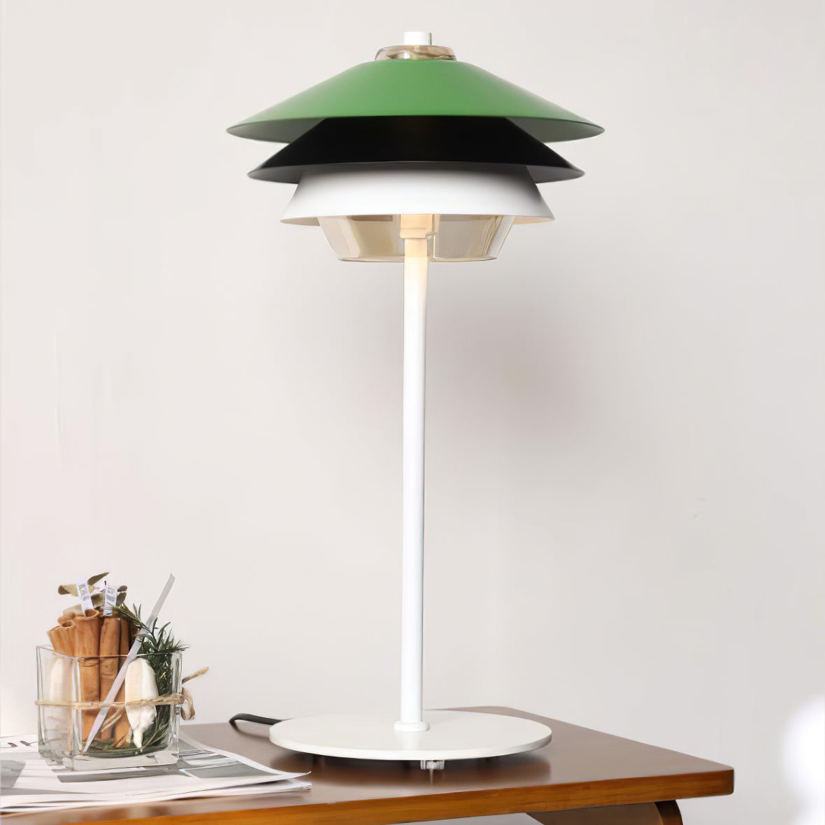 Lámpara de mesa danesa Art Overlay verde